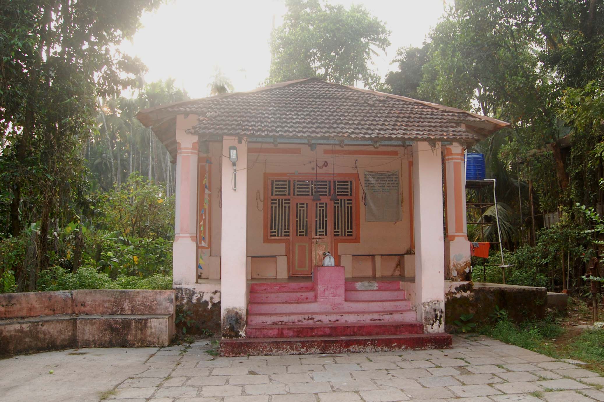 चौल परिसरात इतिहासाची साक्ष देणारी मंदिरे - Krushival
